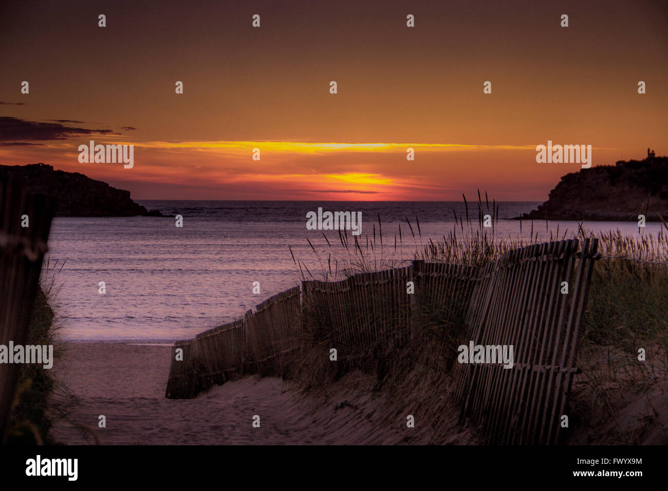 Perfect dawn hi-res stock photography and images - Alamy