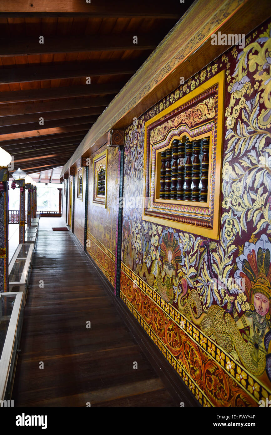 Paintings on the wall of Gangaramaya Temple in Colombo, Sri Lanka Stock ...