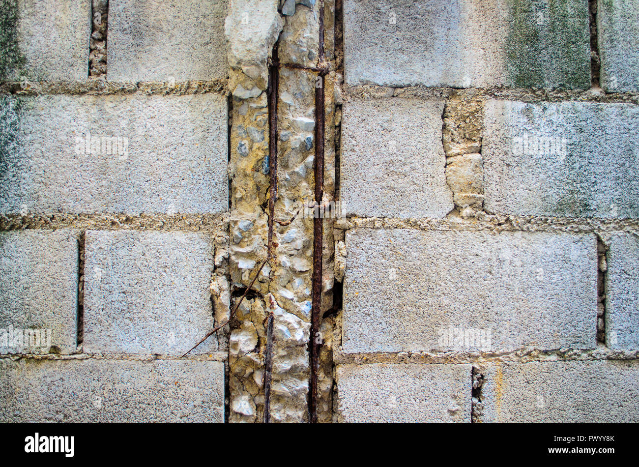 Pillar structure hi-res stock photography and images - Alamy