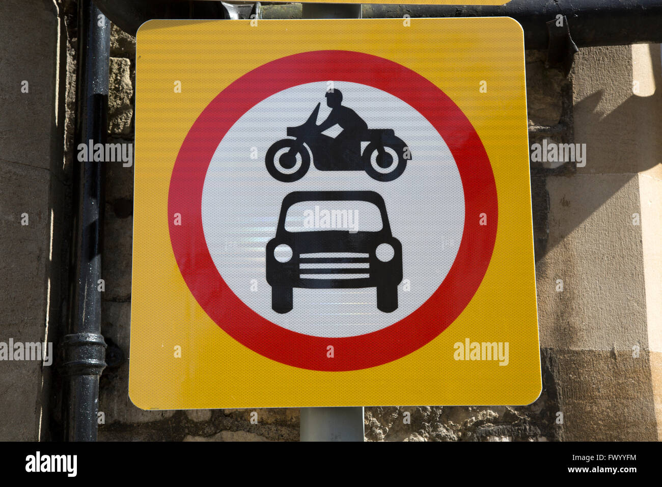 Car and Motorbike Traffic Sign in Urban Setting Stock Photo - Alamy Car and Motorbike Traffic Sign in Urban Setting Stock Photo - Alamy