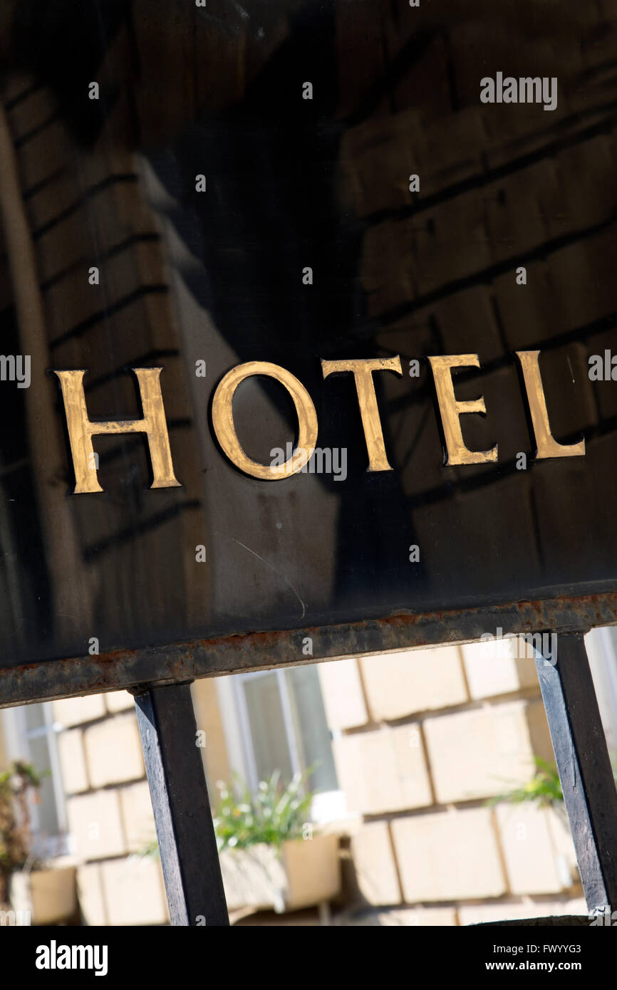 Hotel Sign in Urban Setting Stock Photo - Alamy