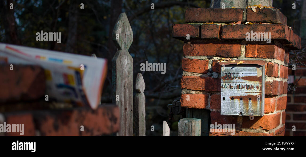 Brick column hi-res stock photography and images - Alamy
