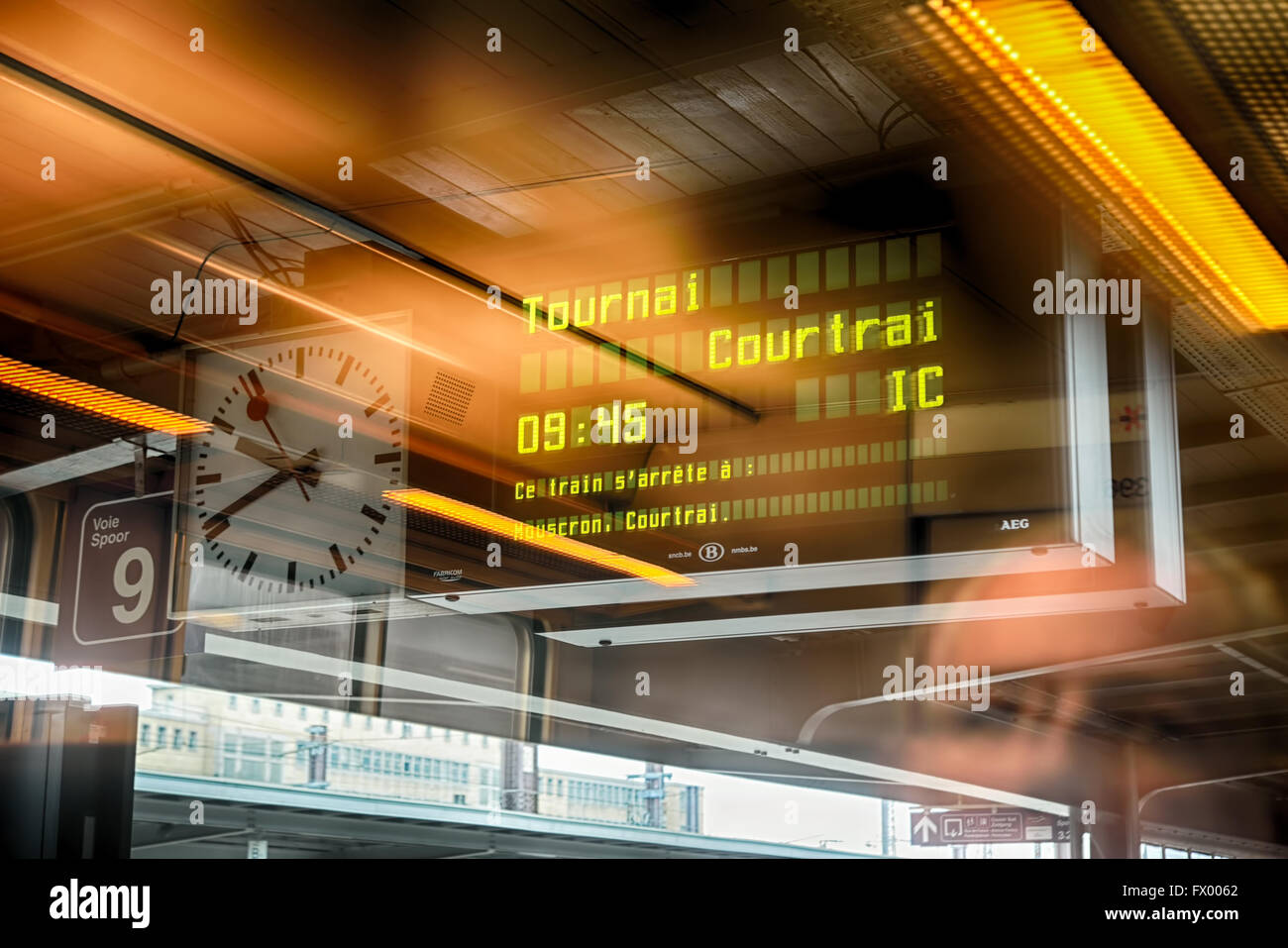 Person calm train station hi-res stock photography and images - Alamy