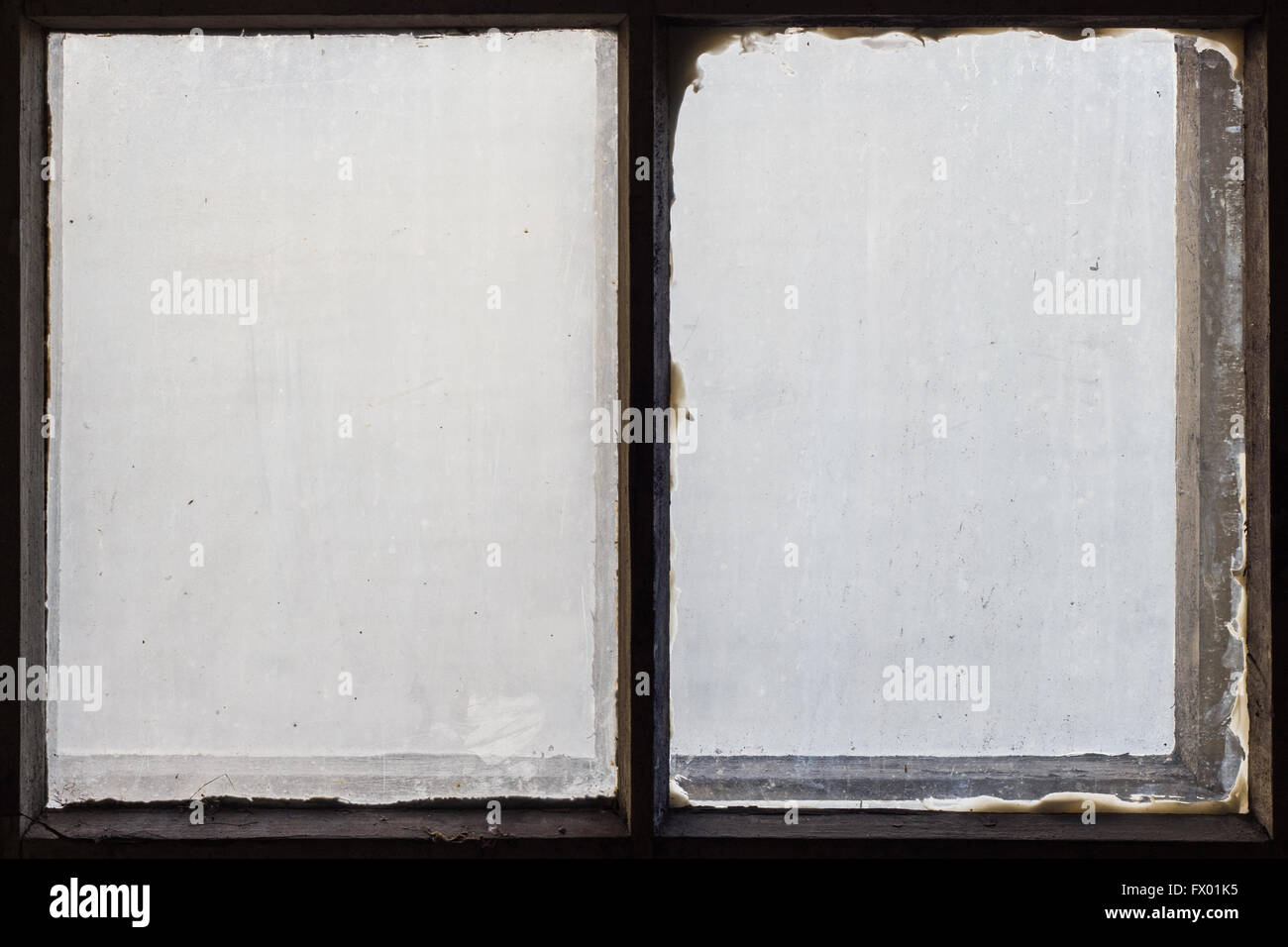 Old window frames hi-res stock photography and images - Alamy