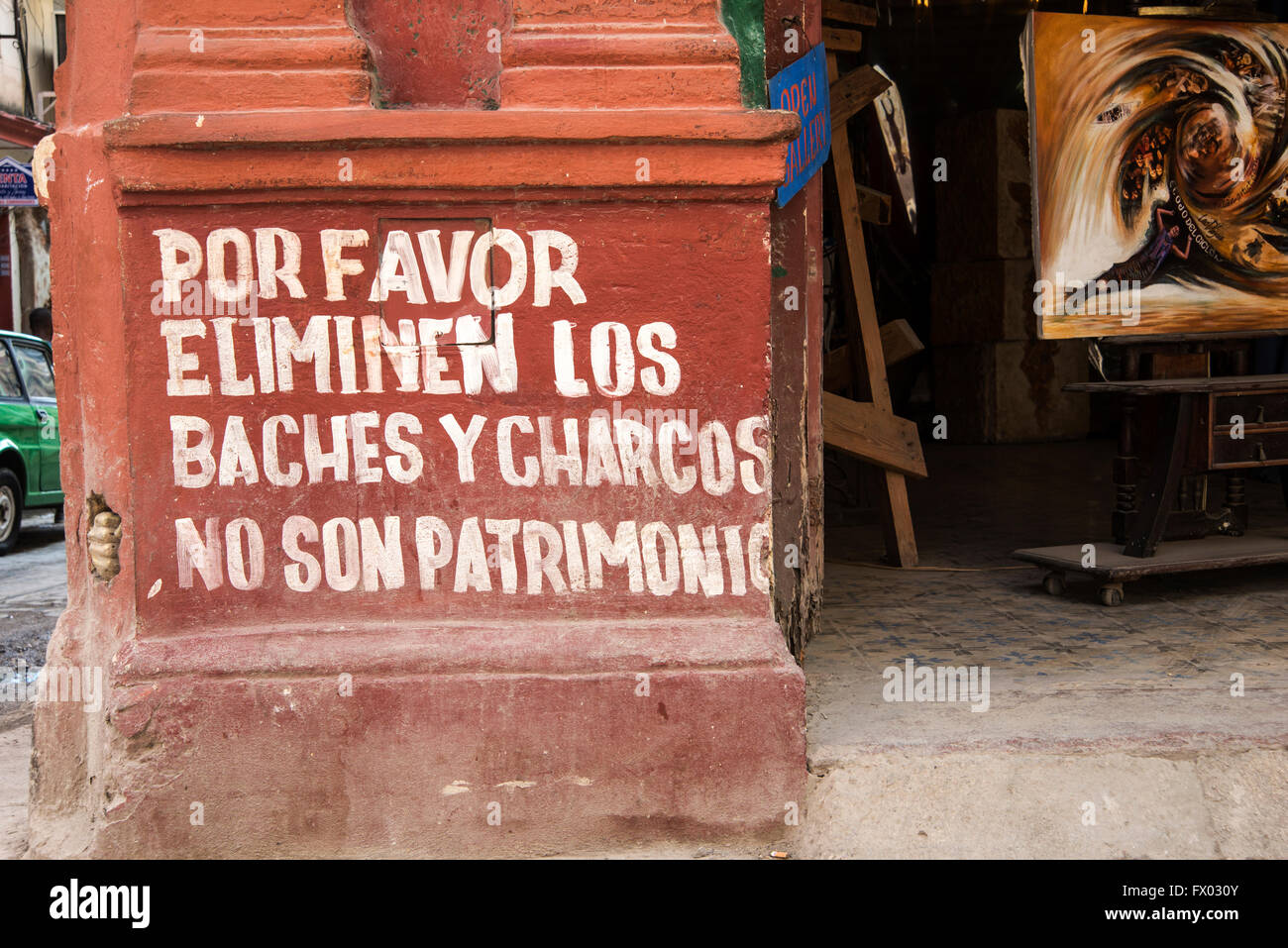 Cuban street signs hi-res stock photography and images - Alamy