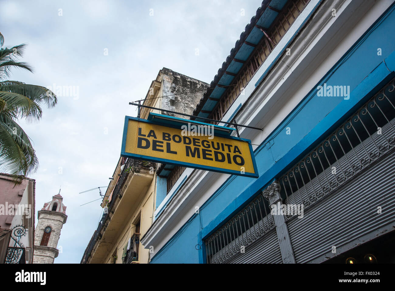 Famous La Bodeguita del Medio restaurant bar Stock Photo - Alamy