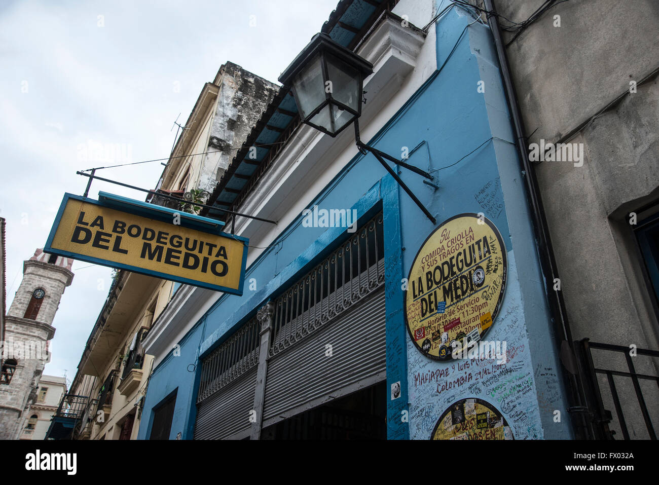 Famous La Bodeguita del Medio restaurant bar Stock Photo - Alamy