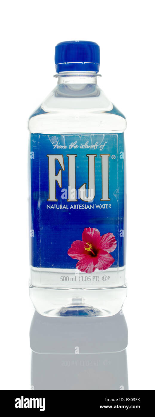 Fiji artesian water hi-res stock photography and images - Alamy