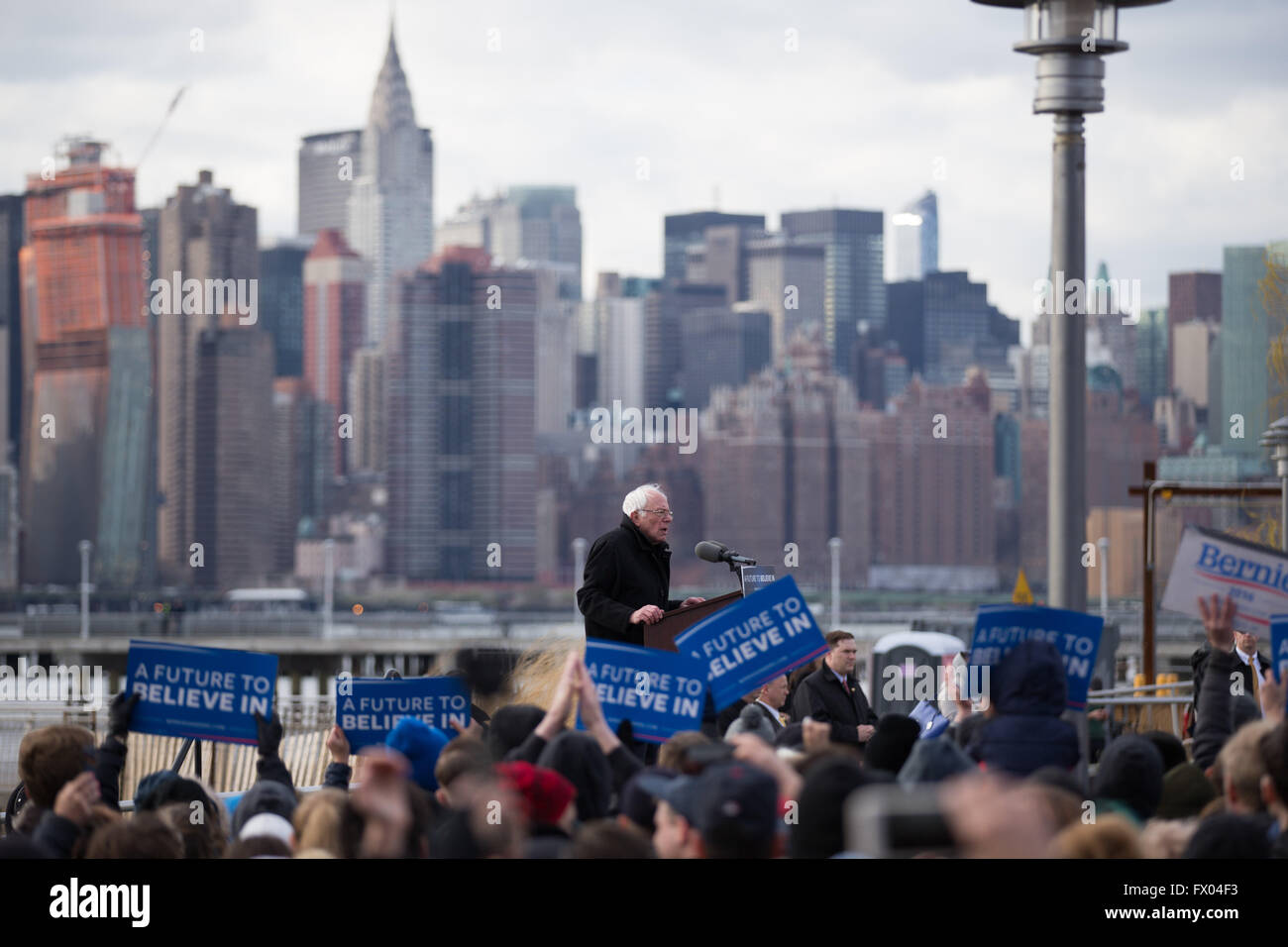 Brooklyn, New York, USA. 8th April, 2016. BERNIE SANDERS campaigns at ...