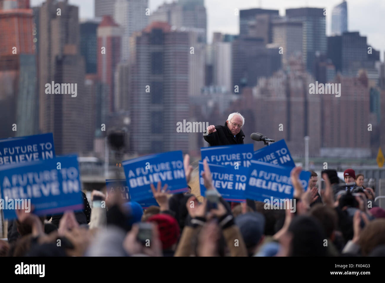 Brooklyn, New York, USA. 8th April, 2016. BERNIE SANDERS campaigns at ...