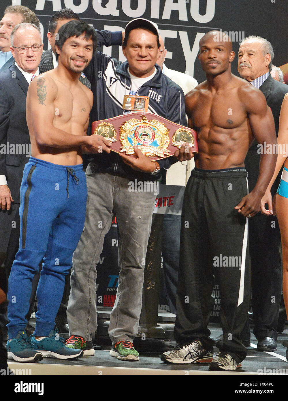 Roberto duran boxing hi-res stock photography and images - Alamy