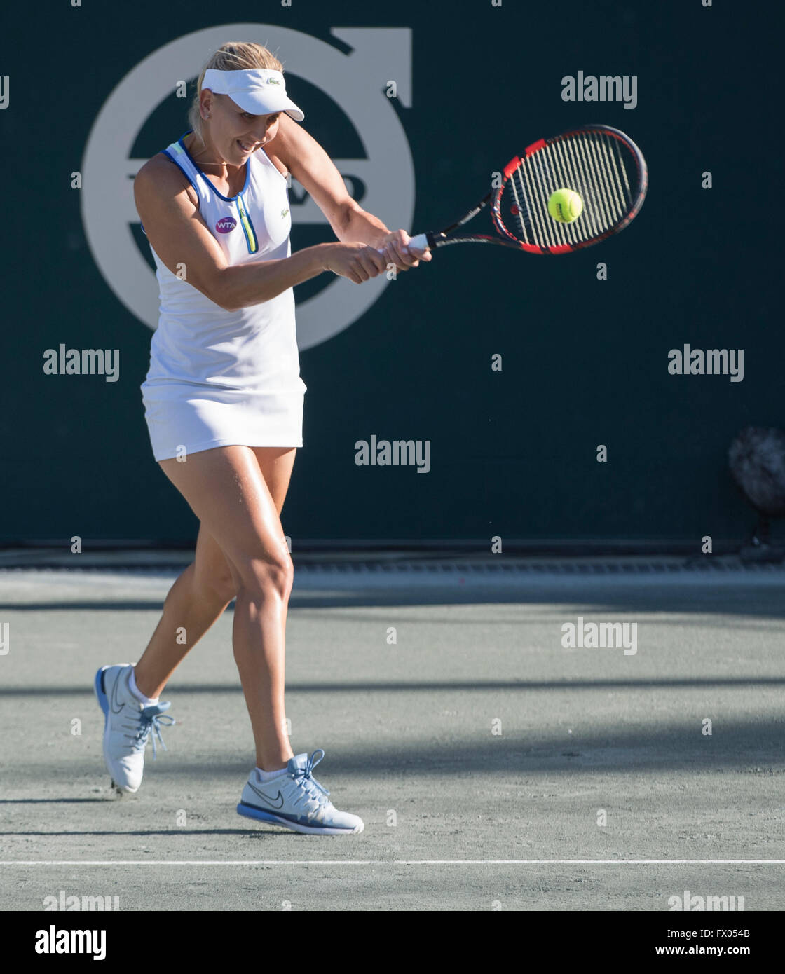 Charleston, South Carolina, USA. 8th Apr, 2016. Elena Vesnina (RUS ...