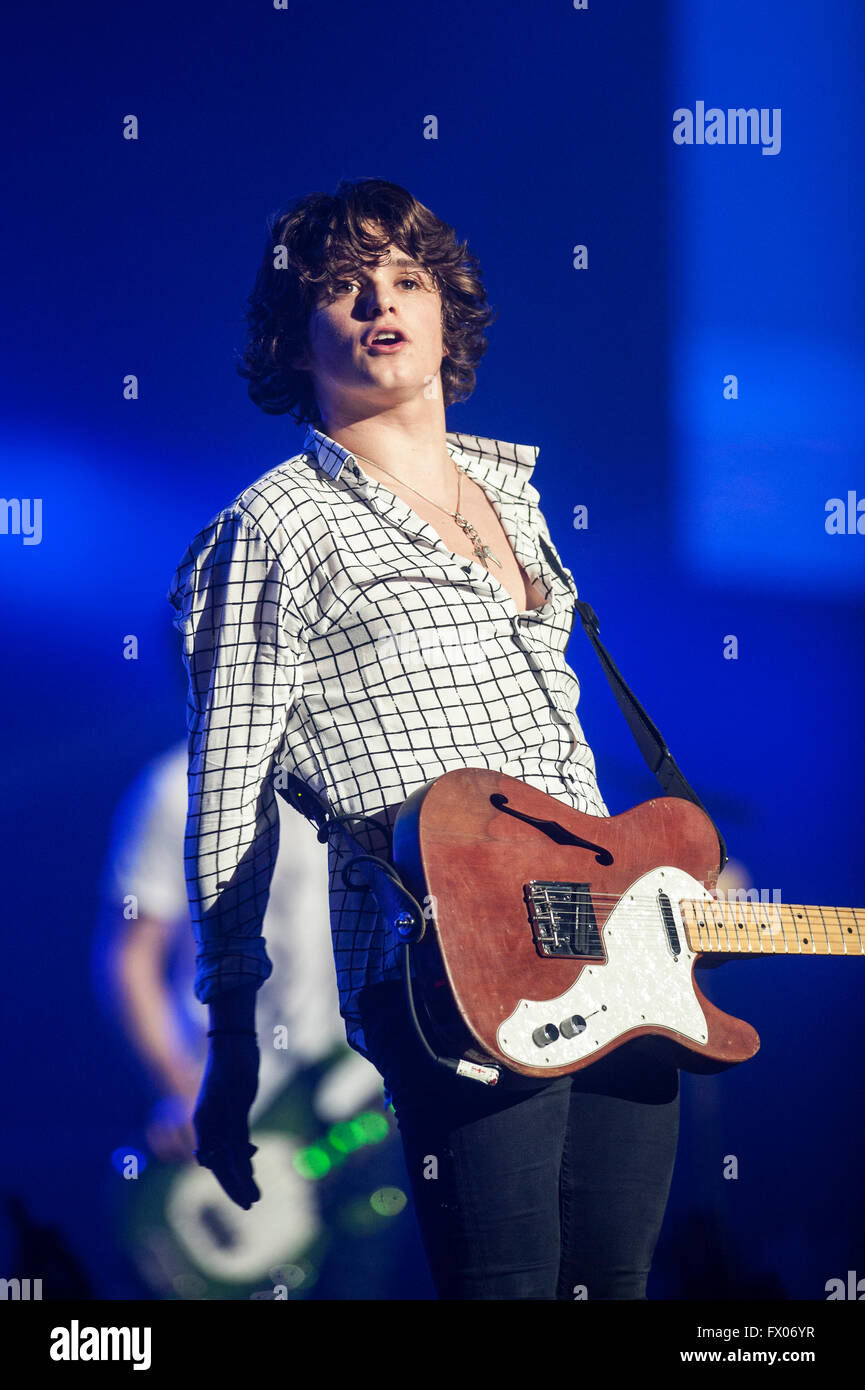 The vamps hi-res stock photography and images - Alamy