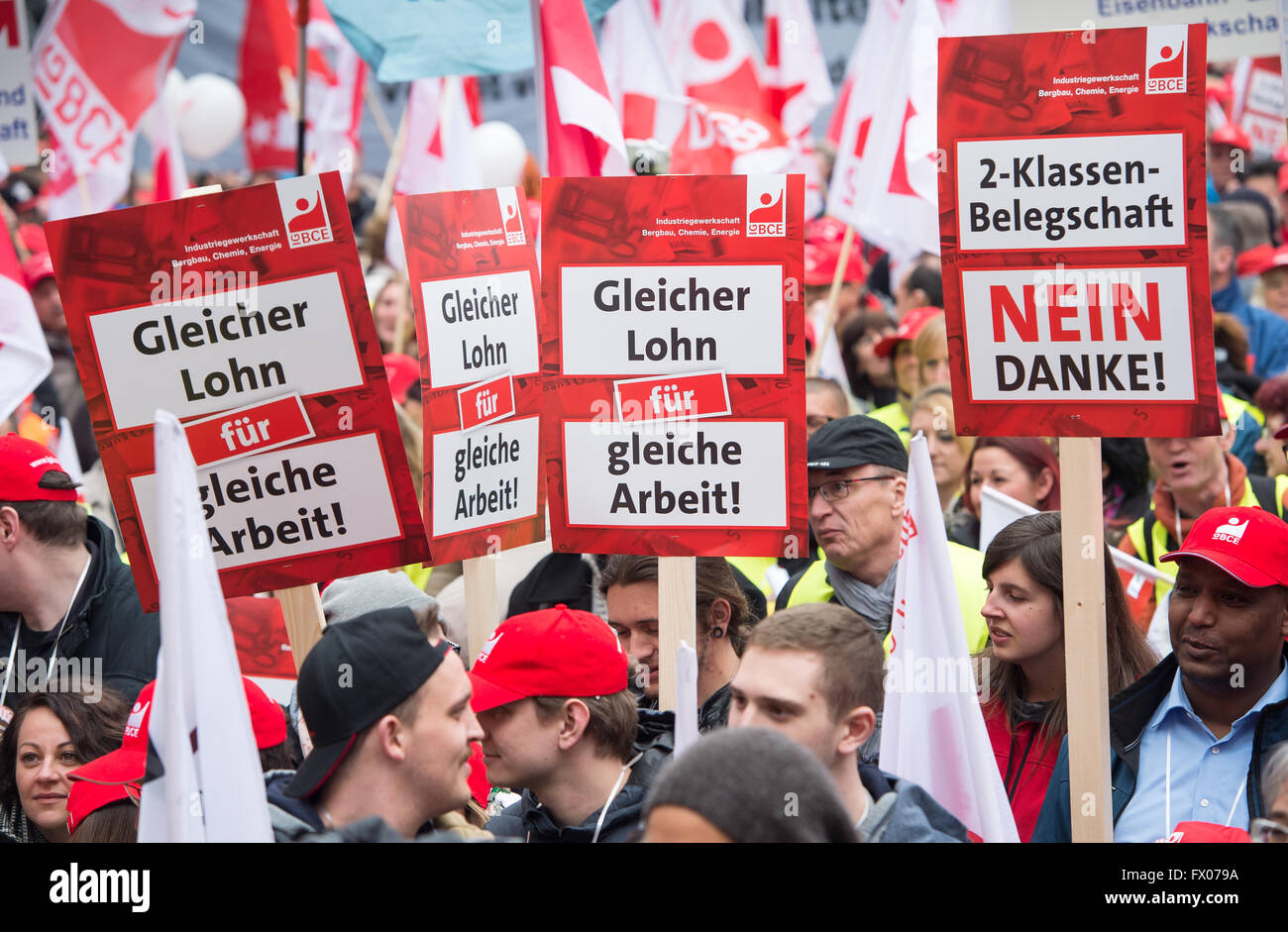 Workforce class hi-res stock photography and images - Alamy