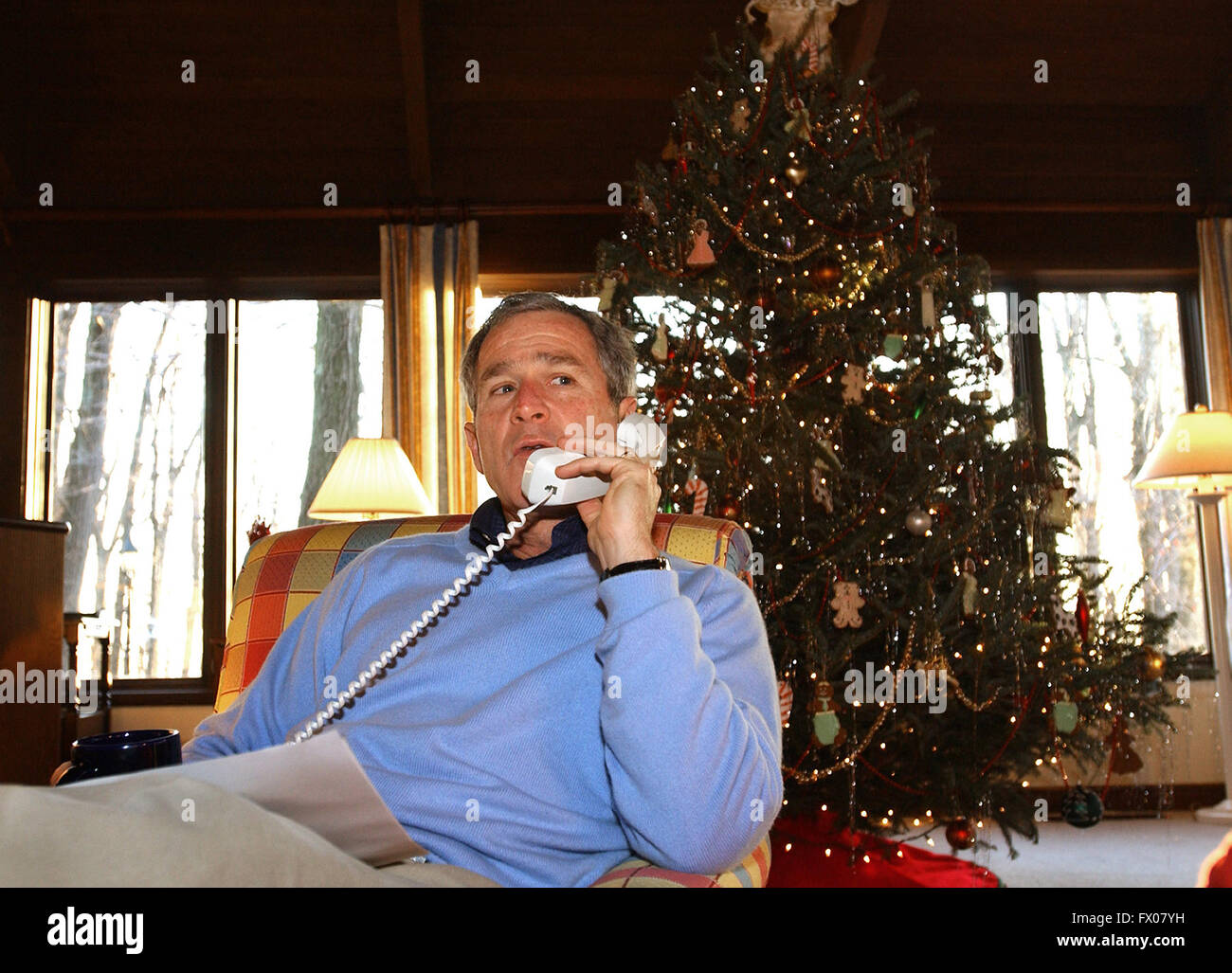 Thurmont, Maryland, USA. 24th Dec, 2001. United States President George ...