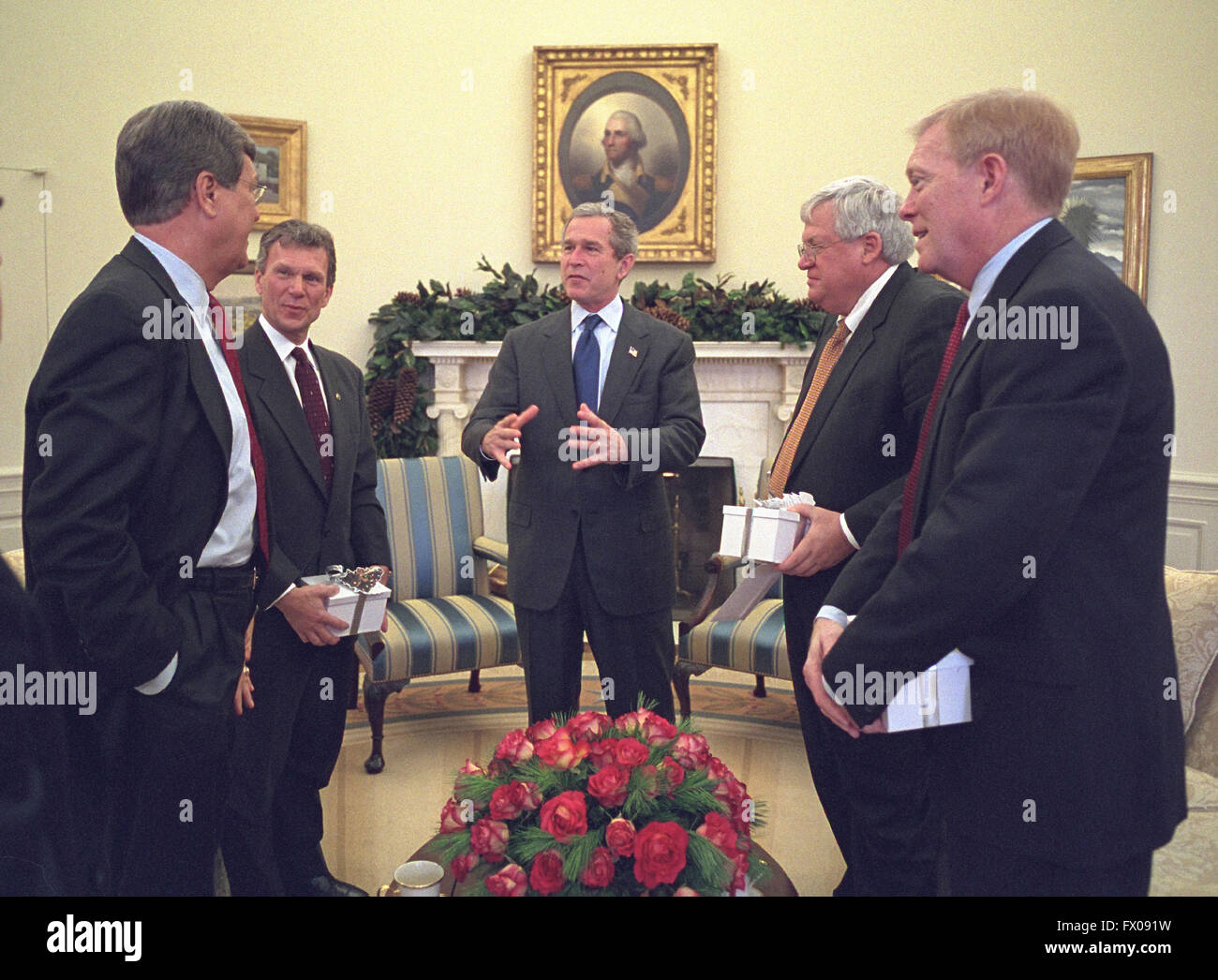 United States President George W. Bush meets with Congressional leaders ...