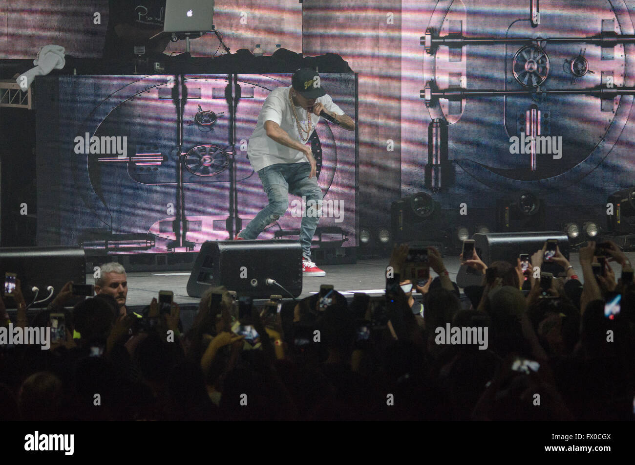 Tyga concert hi-res stock photography and images - Alamy