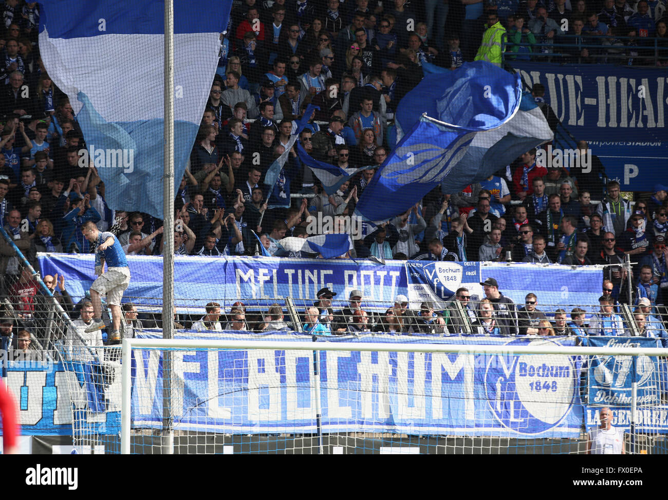 Vfl bochum fans hi-res stock photography and images - Alamy