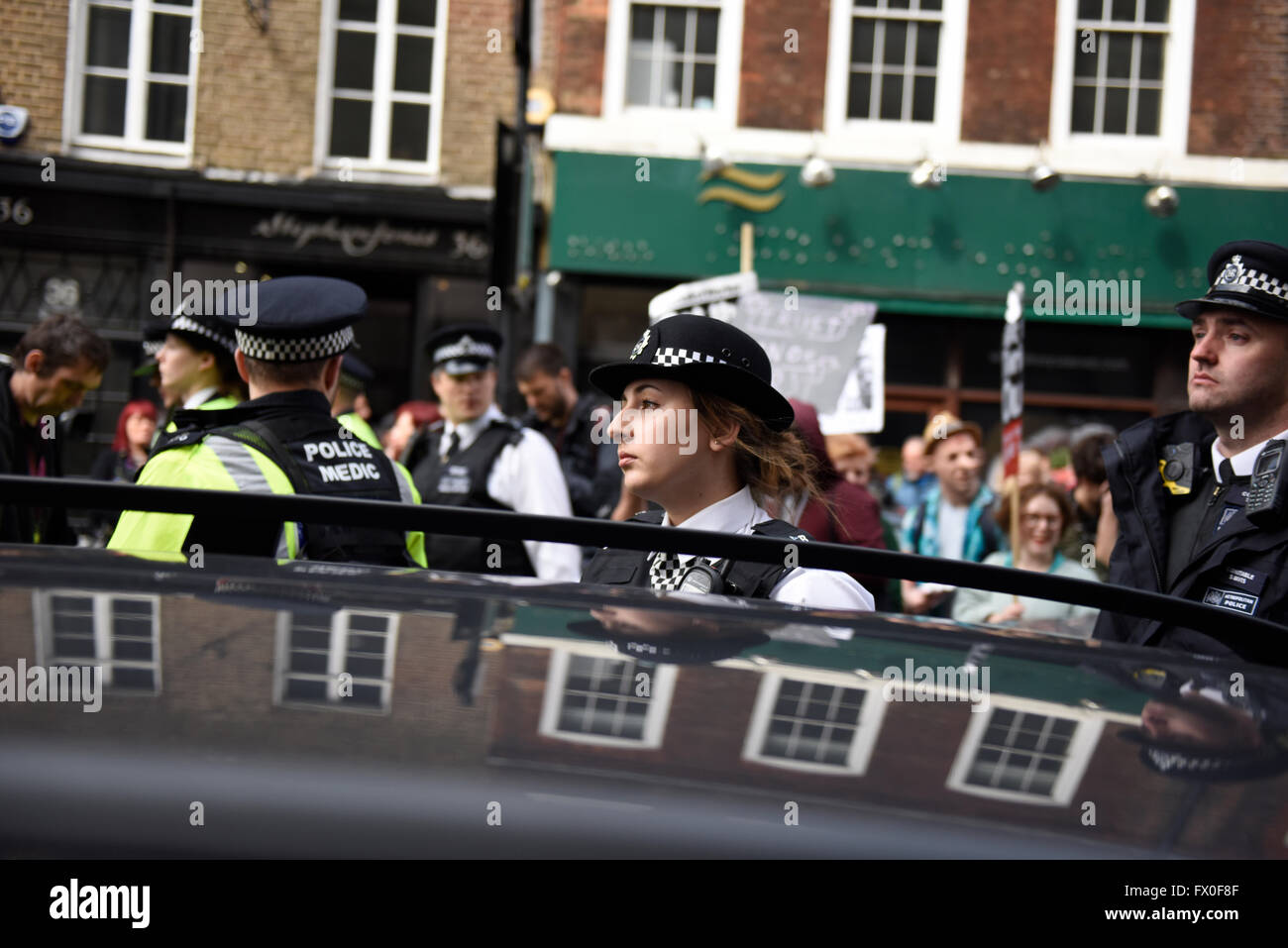 Police officers controlling crowd hi-res stock photography and images ...