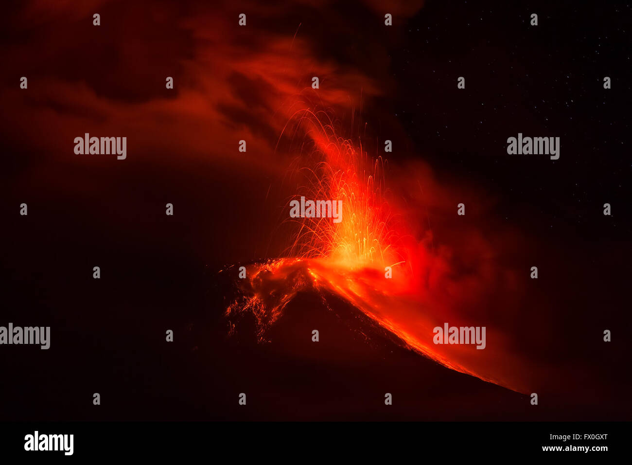 Volcano eruption spews ash cloud hi-res stock photography and images ...