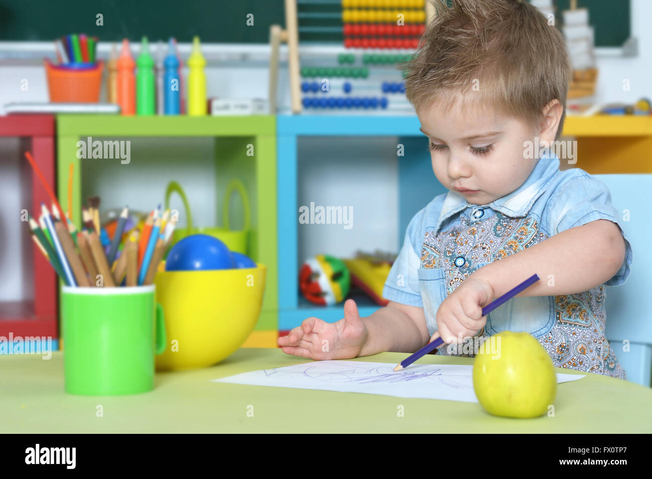 cute little boy drawing Stock Photo - Alamy