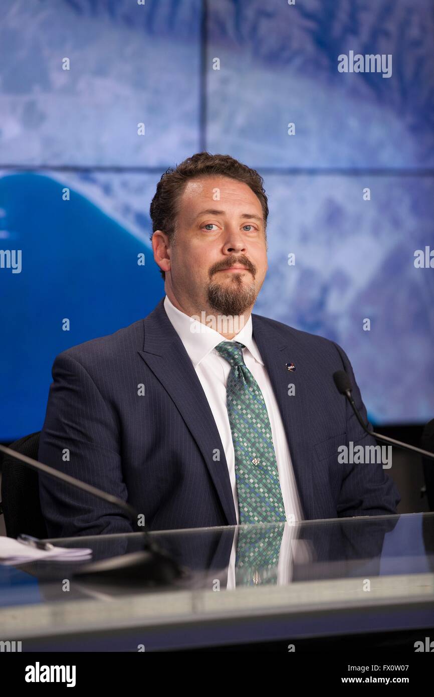 Iss program office hi-res stock photography and images - Alamy