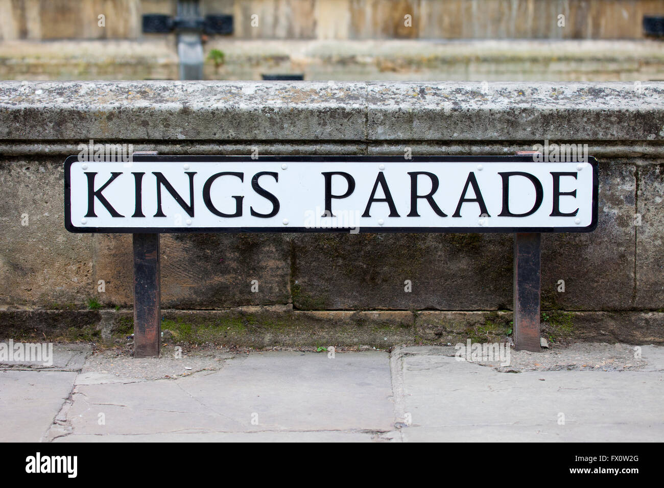 Major road destination sign hi-res stock photography and images - Alamy
