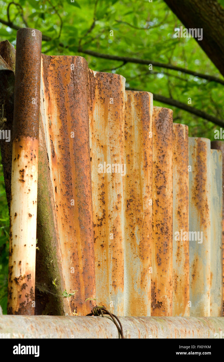 Old wood fences hi-res stock photography and images - Alamy