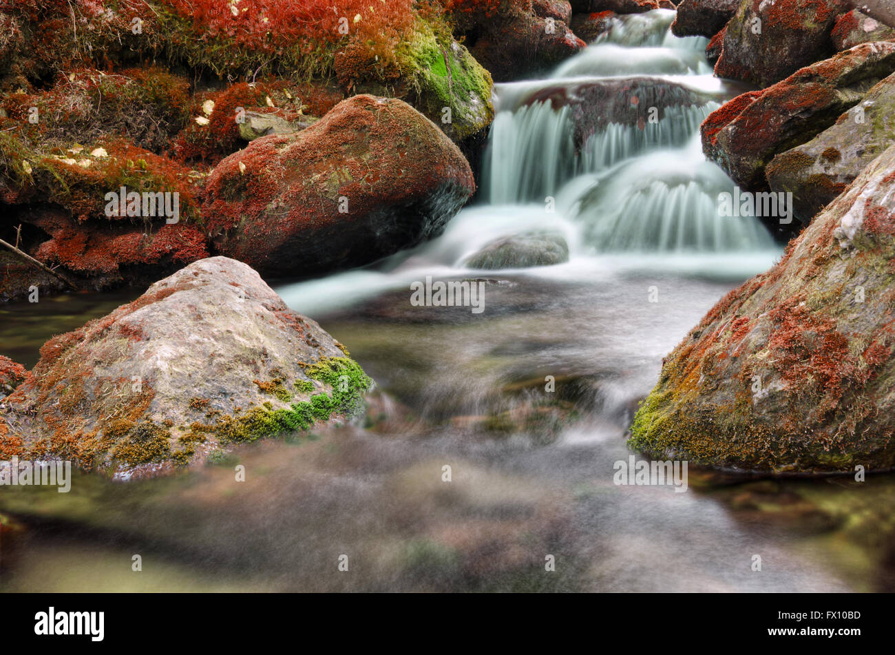 Red cascade hi-res stock photography and images - Alamy