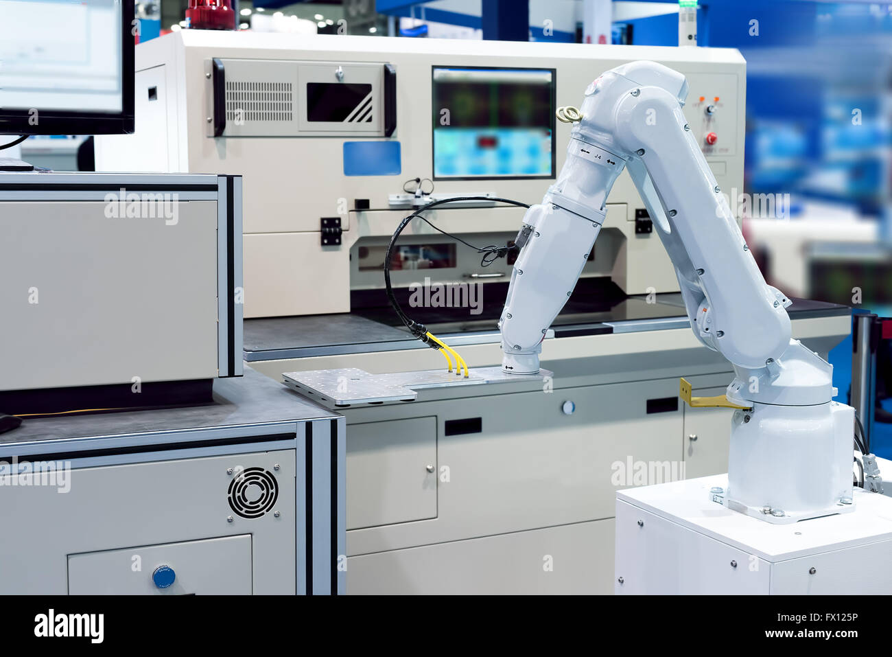 Robotic industry hi-res stock photography and images - Alamy