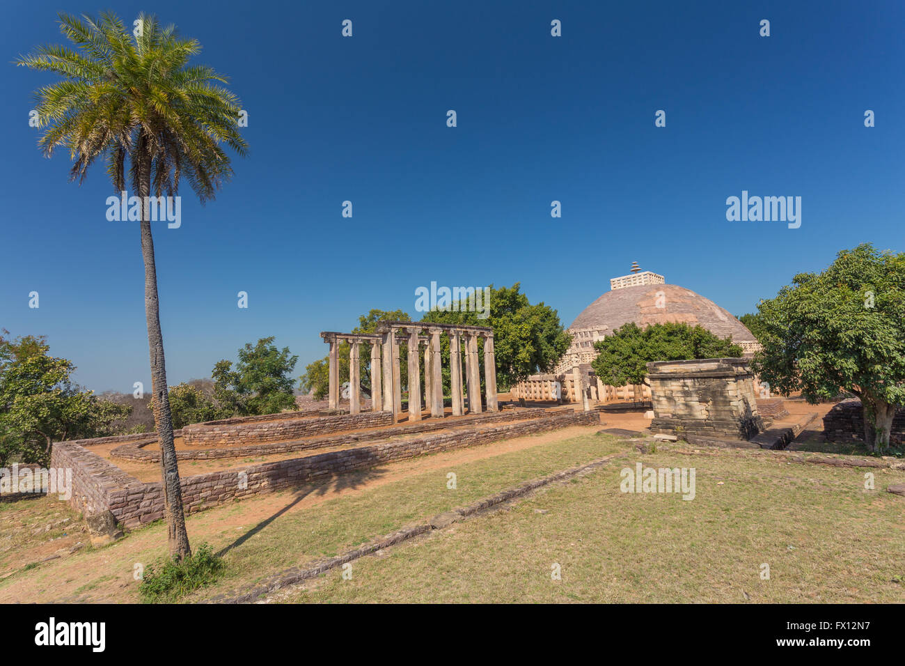 A view of the buddhist temple in Sanchi / India / UNESCO Stock Photo ...
