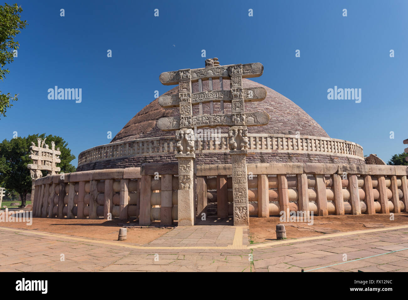 A view of the buddhist temple in Sanchi / India / UNESCO Stock Photo ...