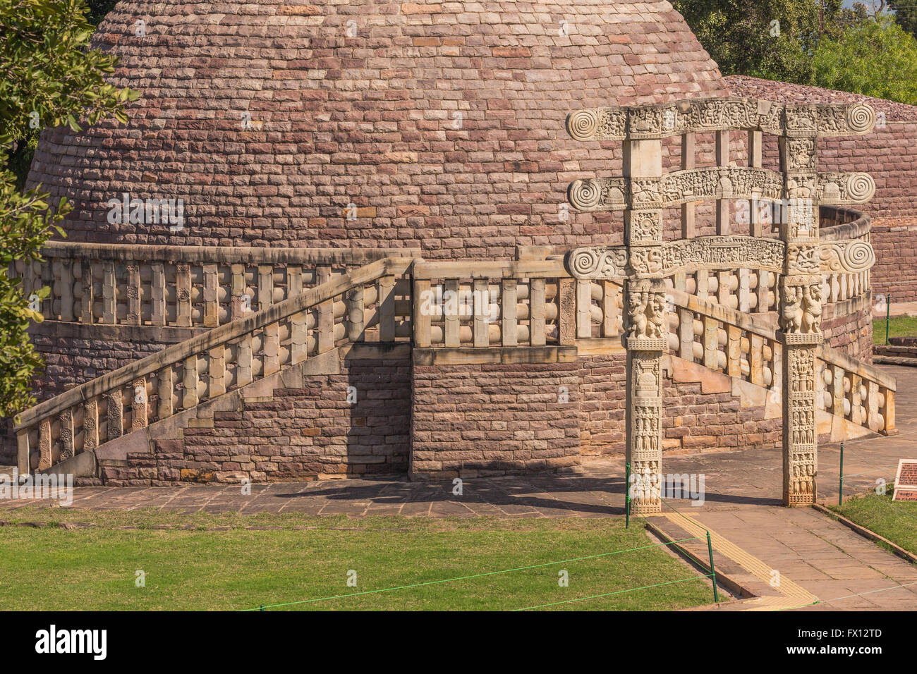 A view of the buddhist sculpture in Sanchi temple / India Stock Photo ...