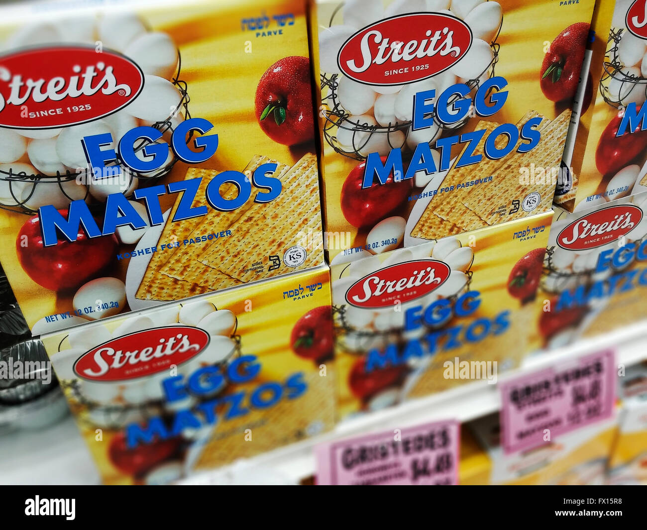 Matzos hi-res stock photography and images - Alamy