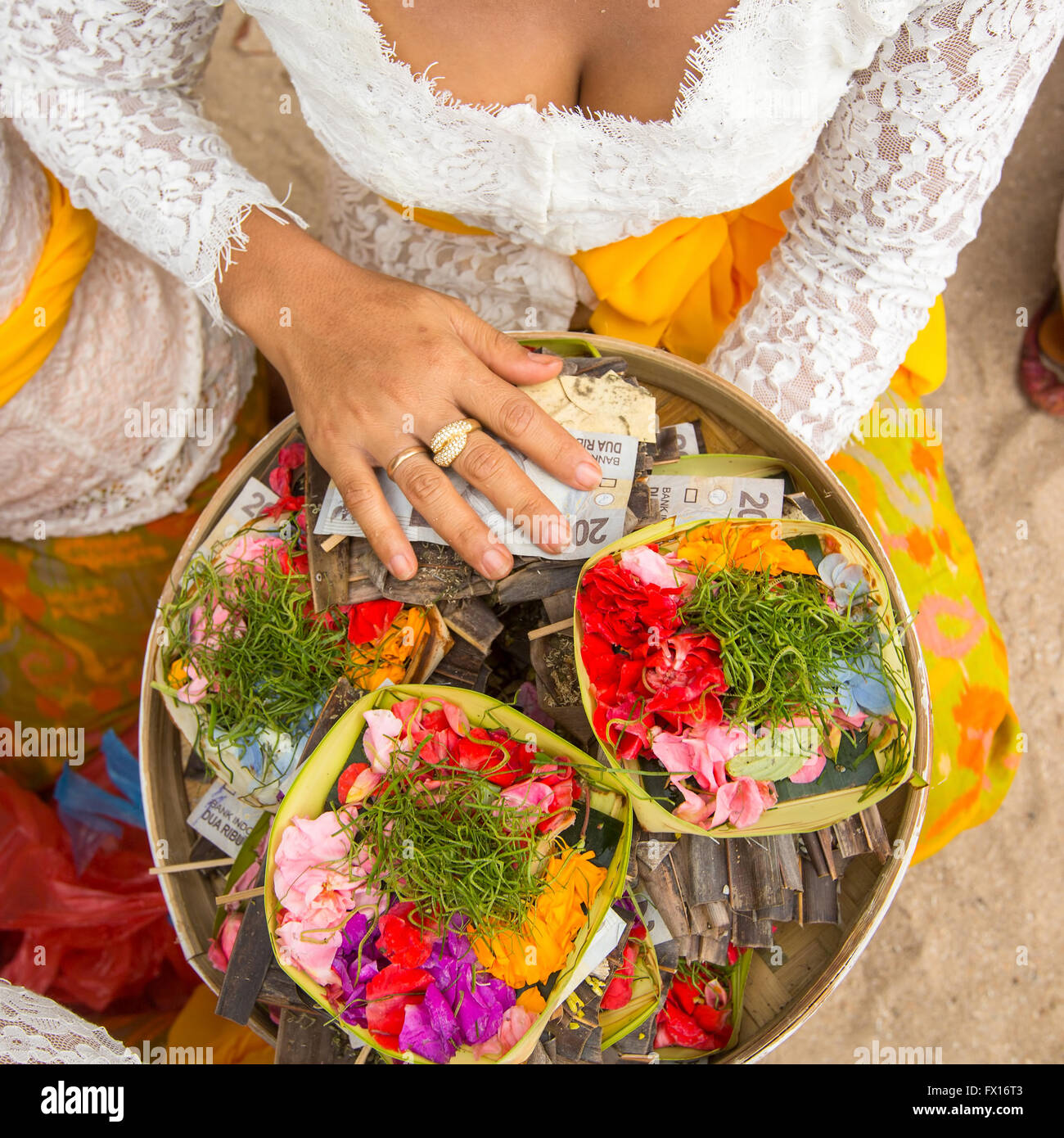 Grass and money - sacrifice at Balinese ceremonies Stock Photo - Alamy