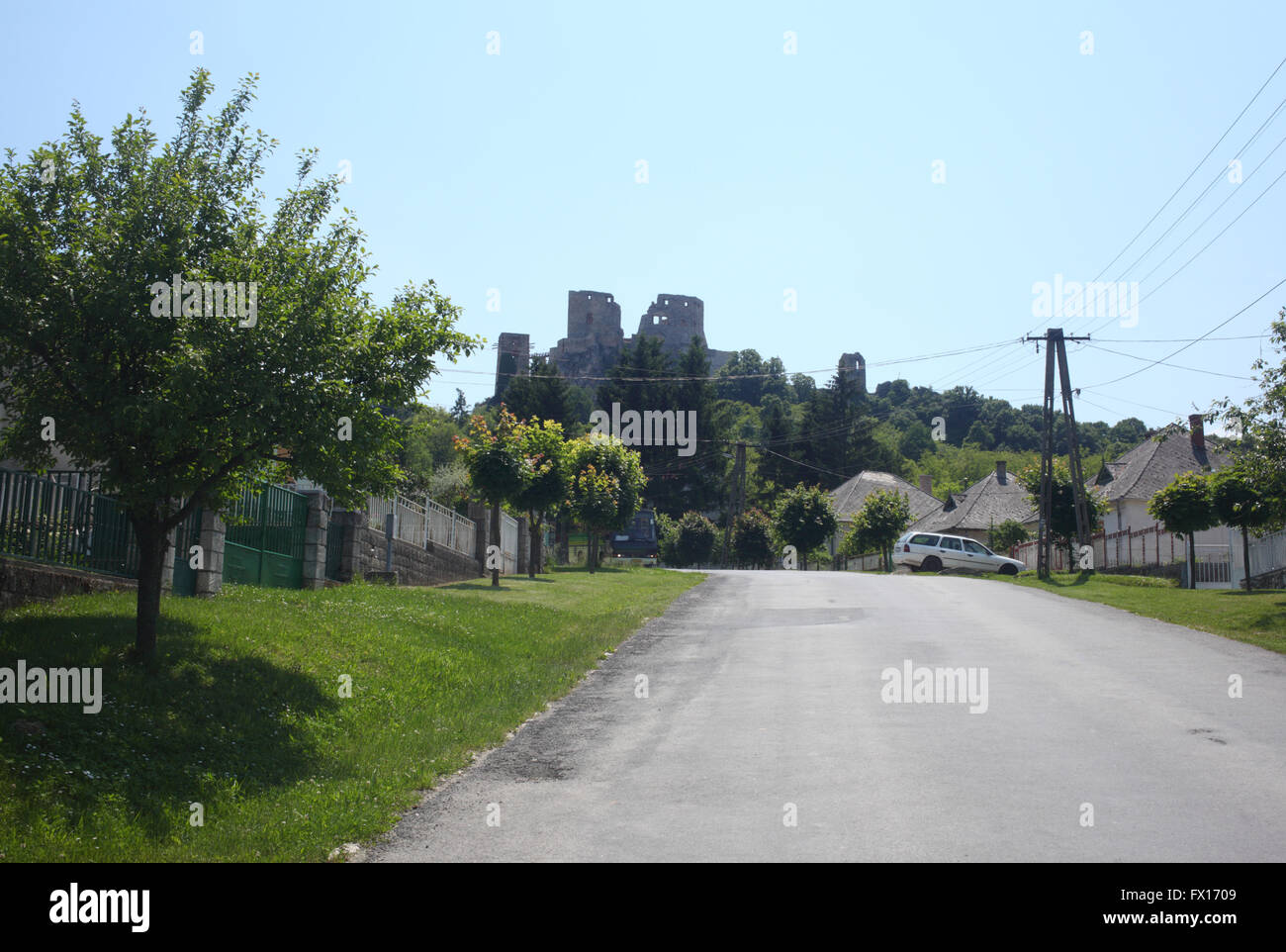 Hilly medieval village hi-res stock photography and images - Alamy
