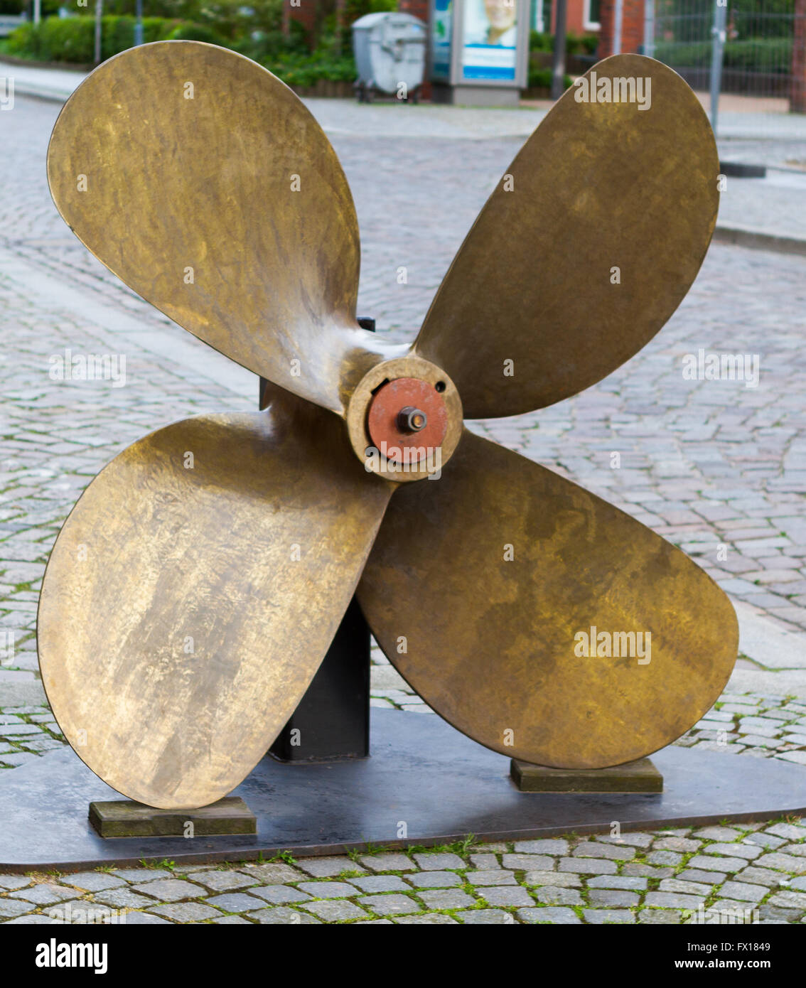 Propeller screw hi-res stock photography and images - Alamy