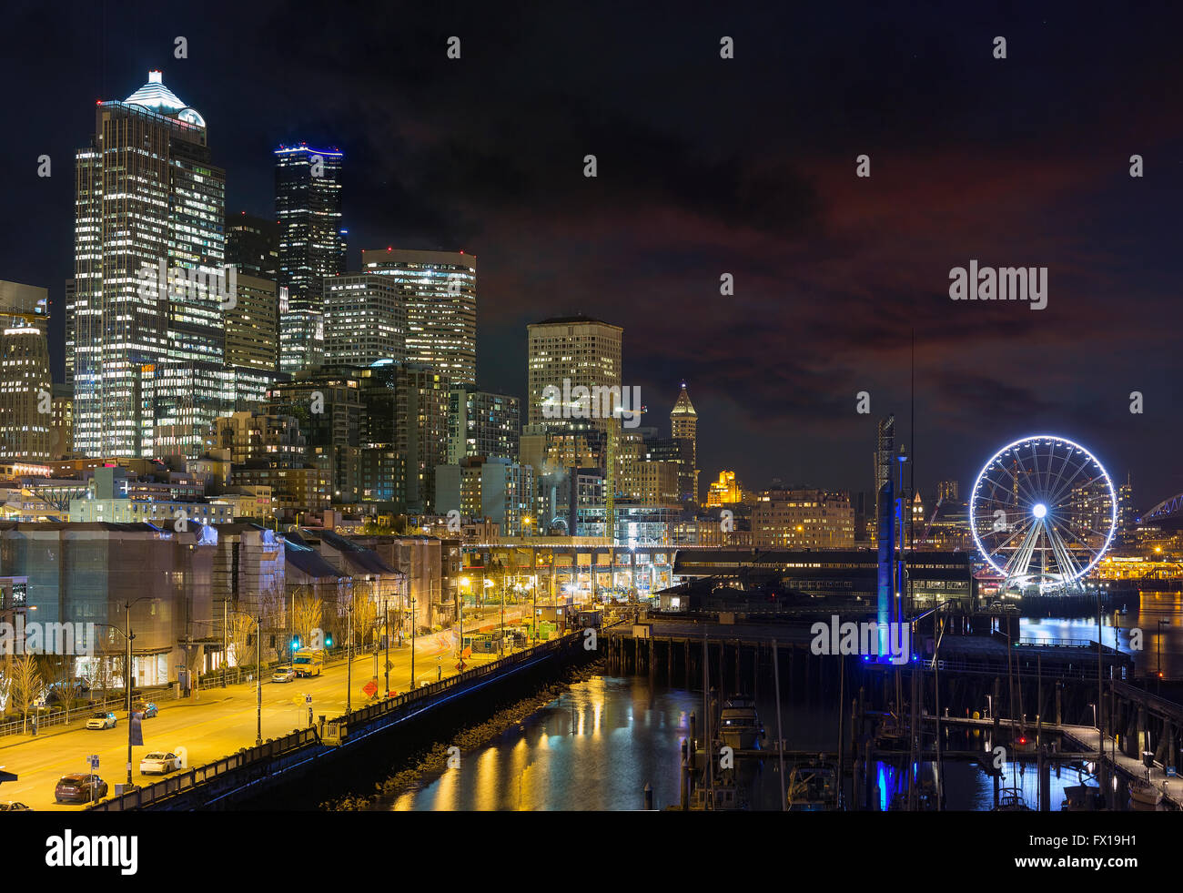 Seattle Waterfront At Night High Resolution Stock Photography and ...