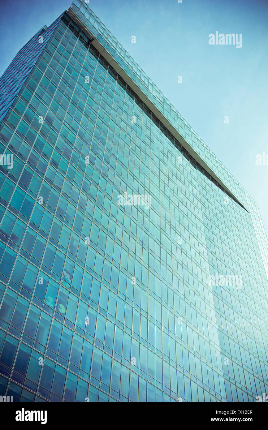 Skyscrape hi-res stock photography and images - Alamy