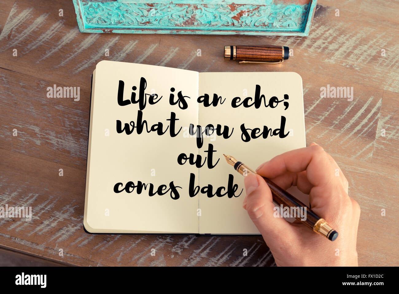 Back quote image hi-res stock photography and images - Alamy