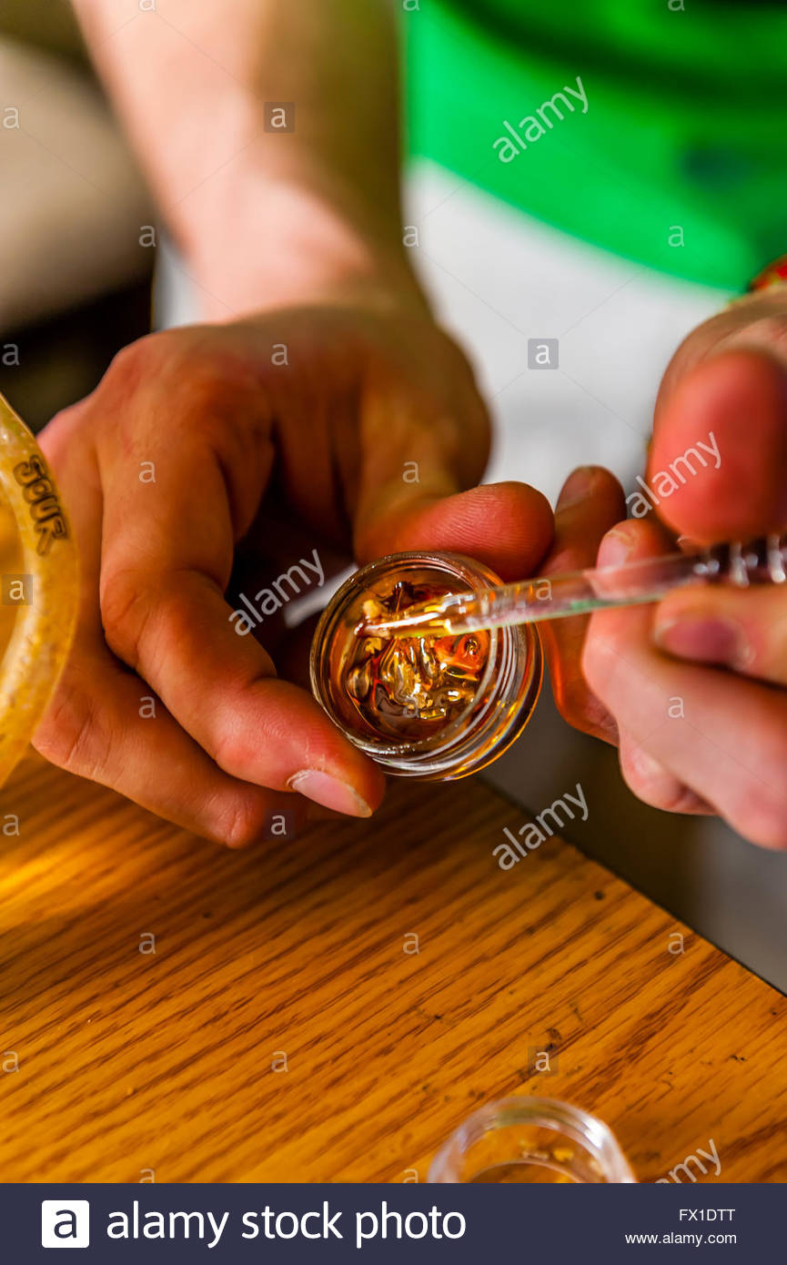 Butane Hash Oil Stock Photos & Butane Hash Oil Stock Images - Alamy