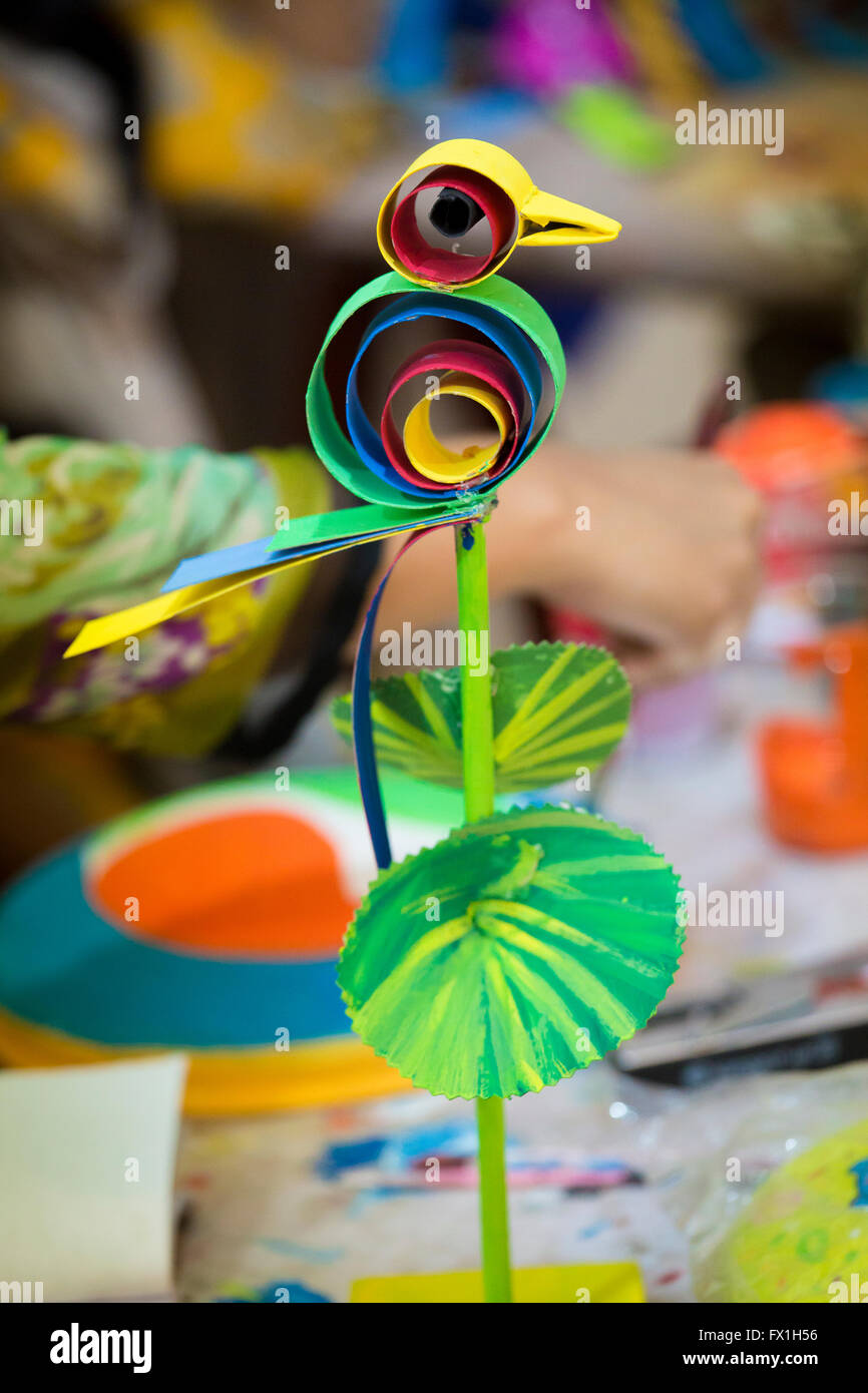 Paper sparrow bird © Jahangir Alam Onuchcha/ Alamy Stock Photo - Alamy