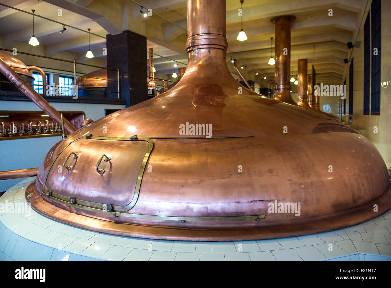 Large copper beer kettles hi-res stock photography and images - Alamy