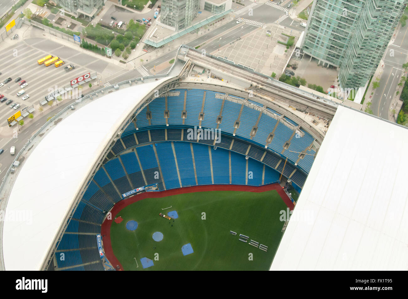 Rogers centre stadium hi-res stock photography and images - Alamy