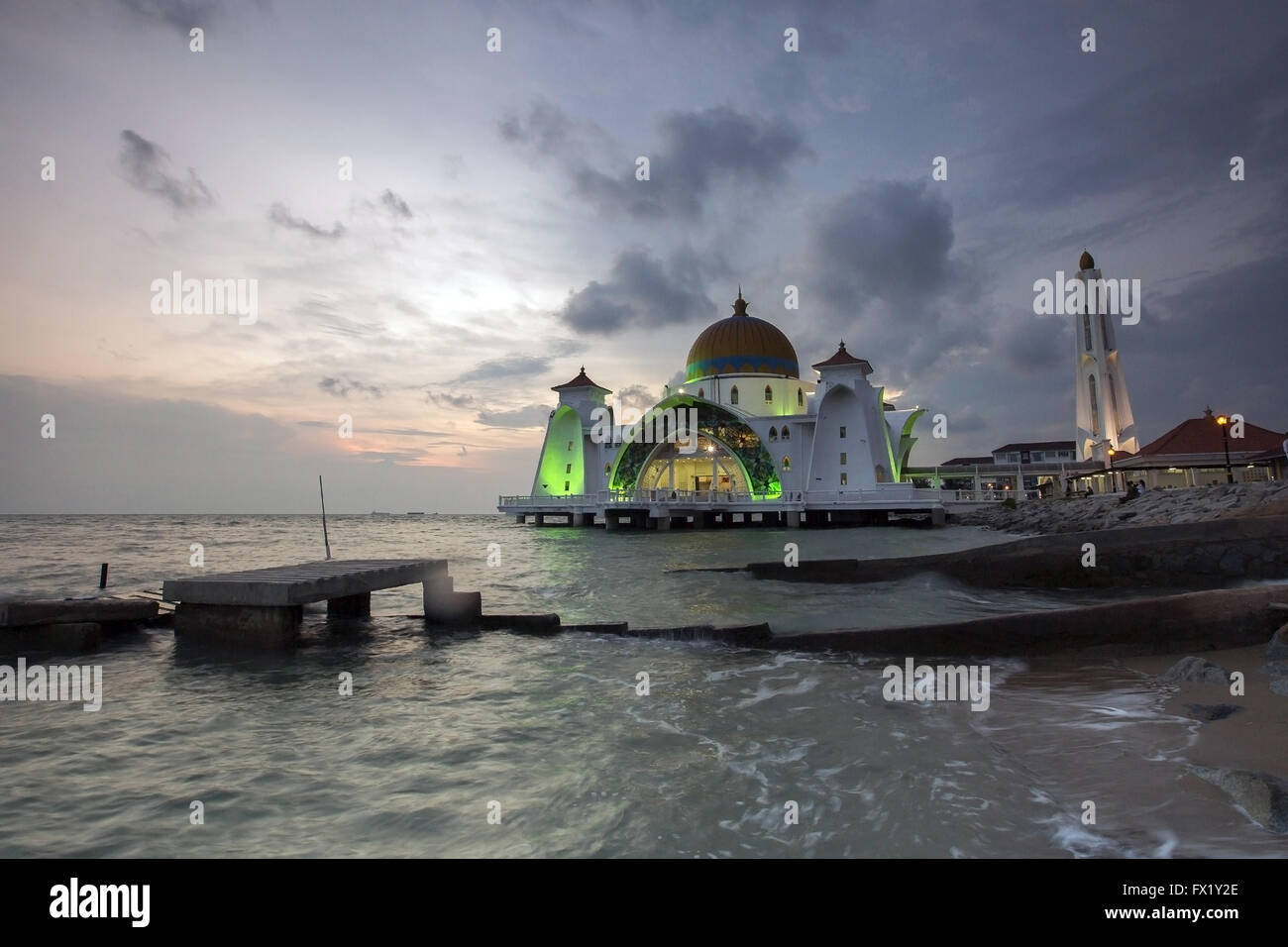 Melaka floating mosque hi-res stock photography and images - Alamy