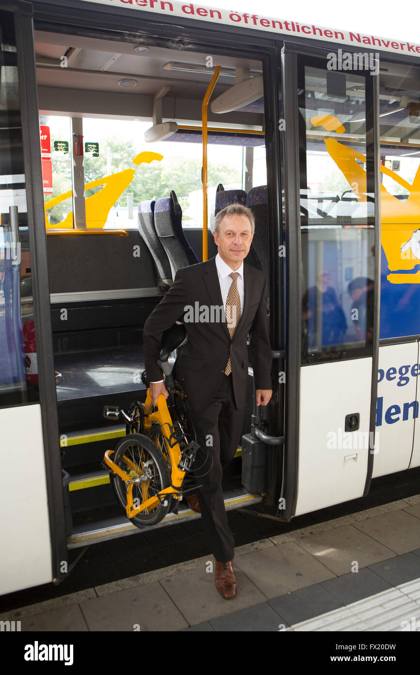 Man Driving Bus High Resolution Stock Photography and Images - Alamy