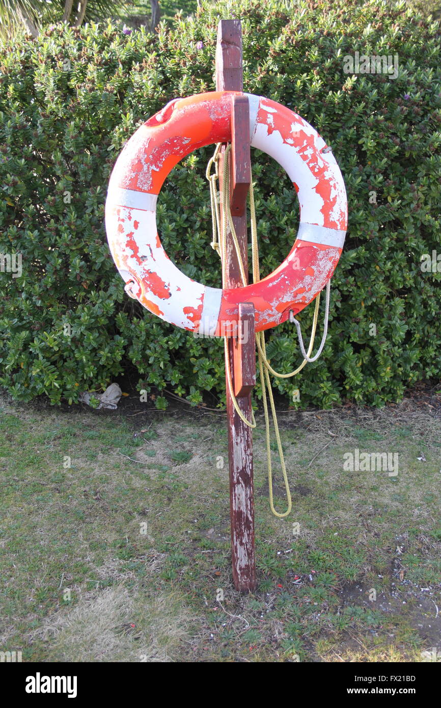 Life preserver on post on hi-res stock photography and images - Alamy