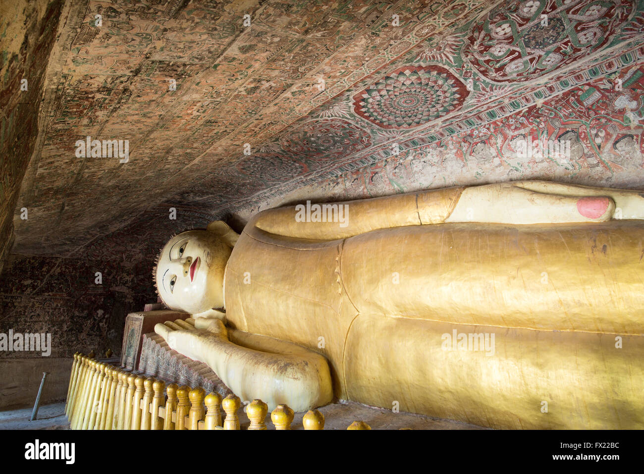 Pho win taung cave hi-res stock photography and images - Alamy