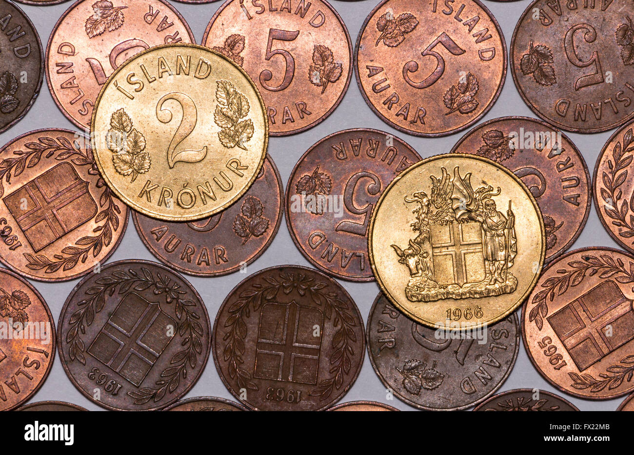 Icelandic currency money 1000 kronur hi-res stock photography and ...