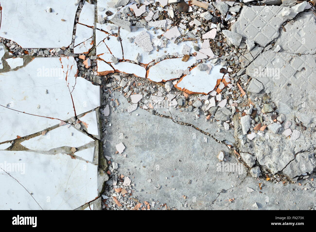 Broken tile fragment hi-res stock photography and images - Alamy